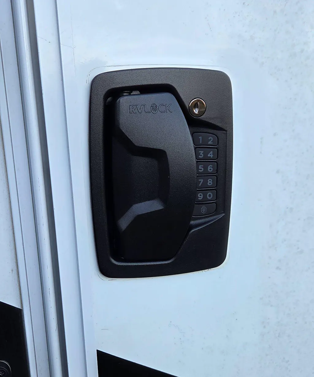 RVLock Atlas Keyless Class A & C Motorhome Handle