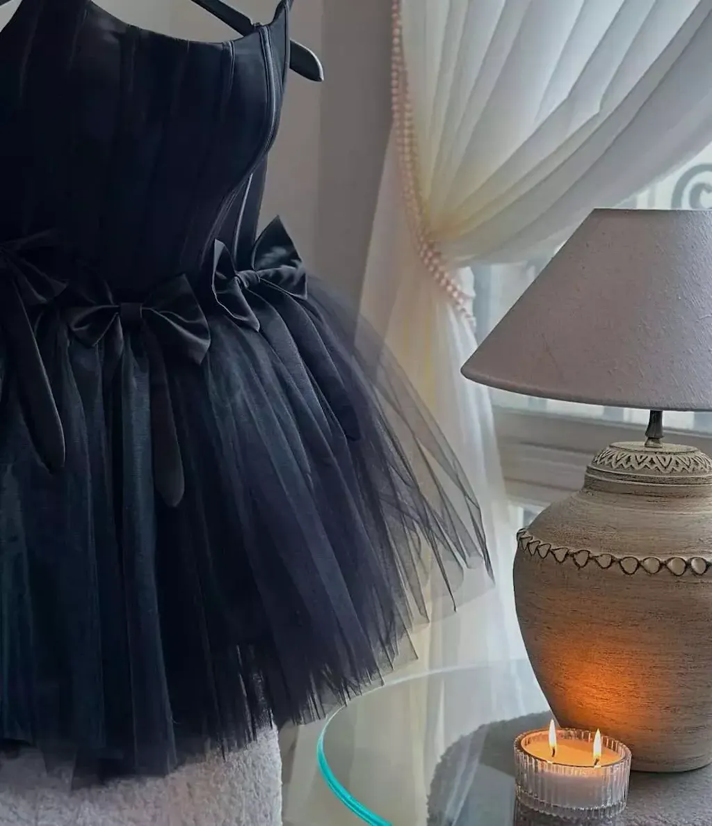 Princess Short Wedding Party Dresses Bow Front Corset Strapless Fitted