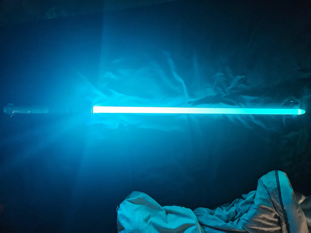 Luke lightsaber by SabersPro