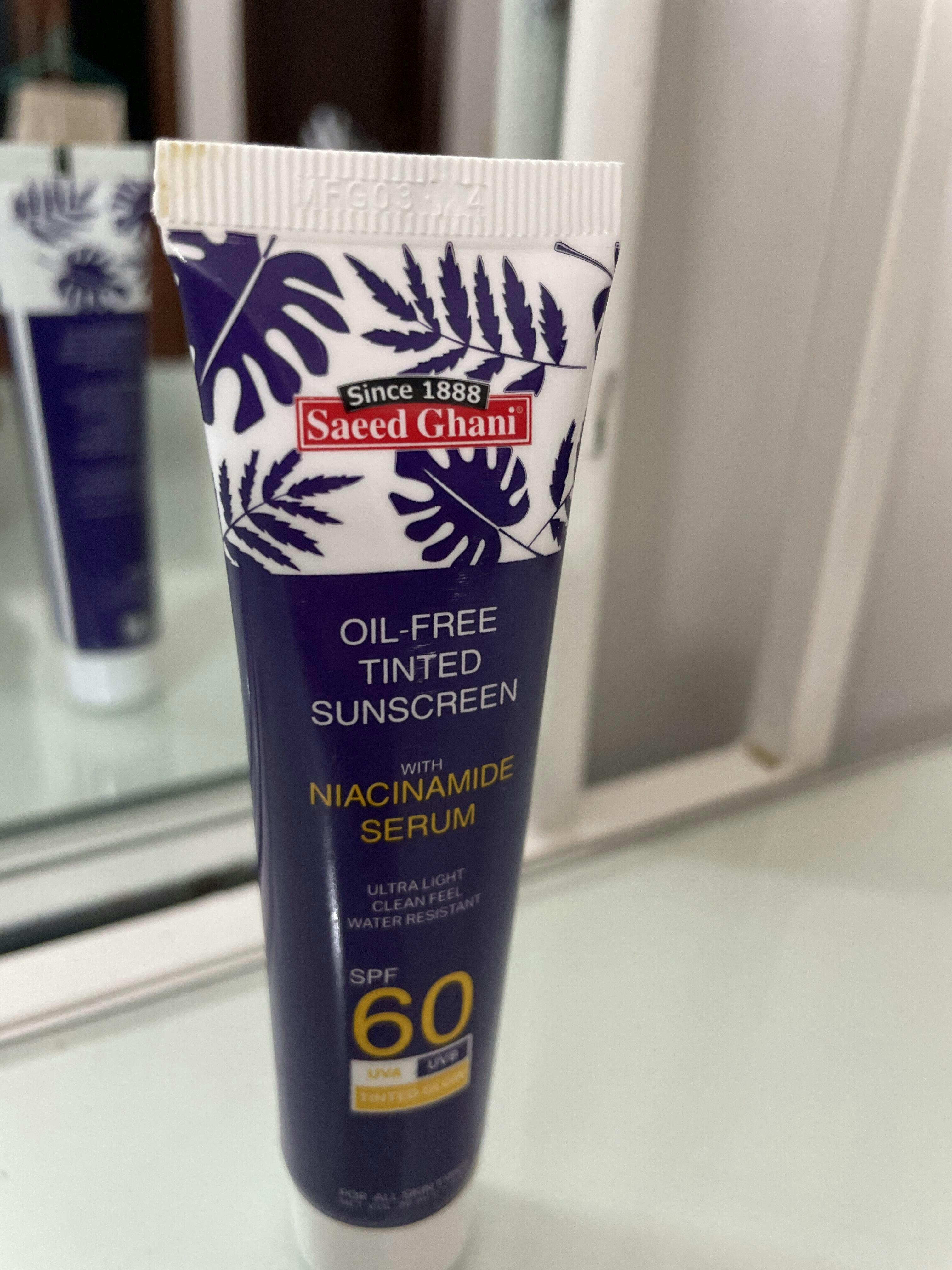 Oil-Free Tinted Sunscreen With Niacinamide Serum – Saeed Ghani