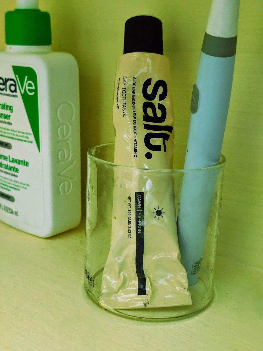 Buy SLS Free Dawn Day Toothpaste with Squeezer Key Online - Salt Oral Care