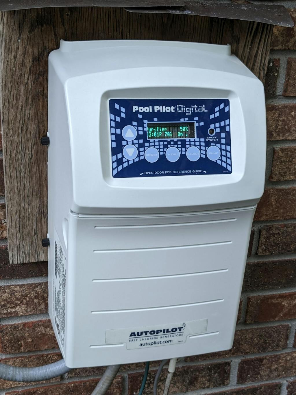 AutoPilot Pool Pilot DIG-220 l SaltPoolGuys.com