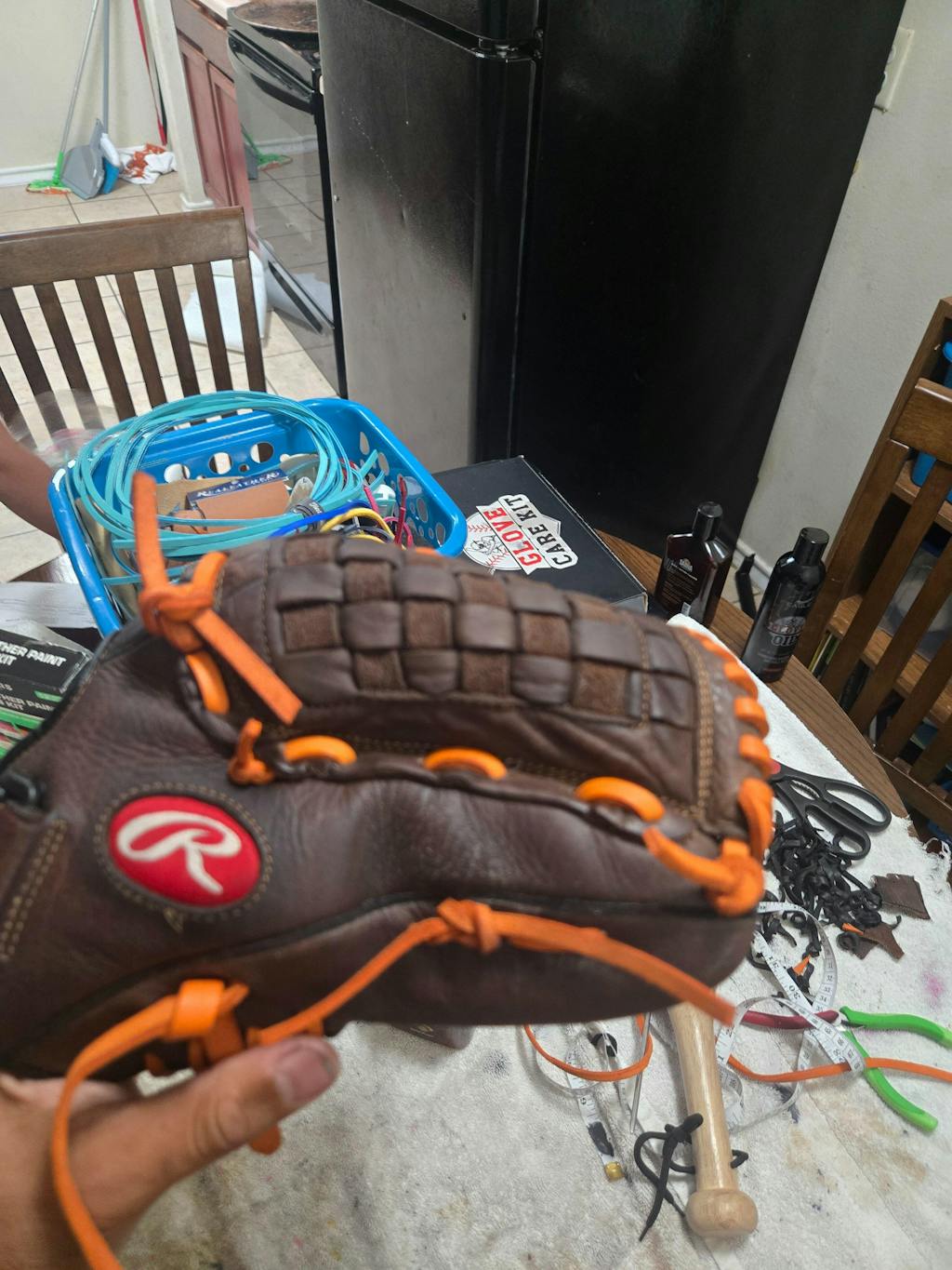 Sarna Baseball® Official Site - Baseball Glove Leather Cleaner