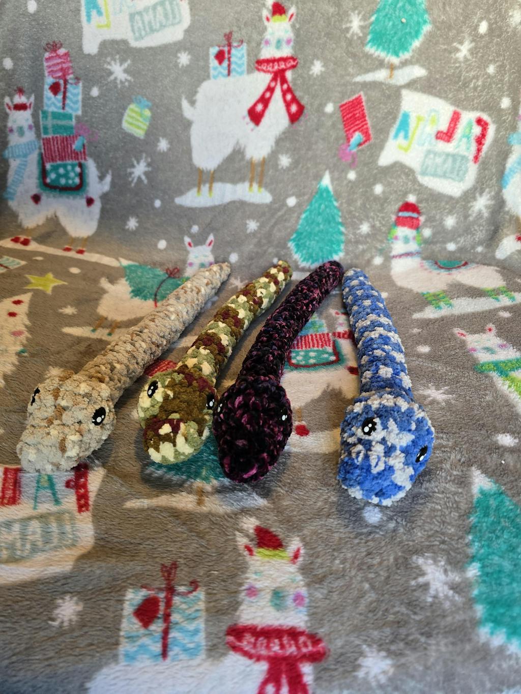 No Sew Itty Bitty Snake Crochet Pattern – Saucy Puffin Crafts