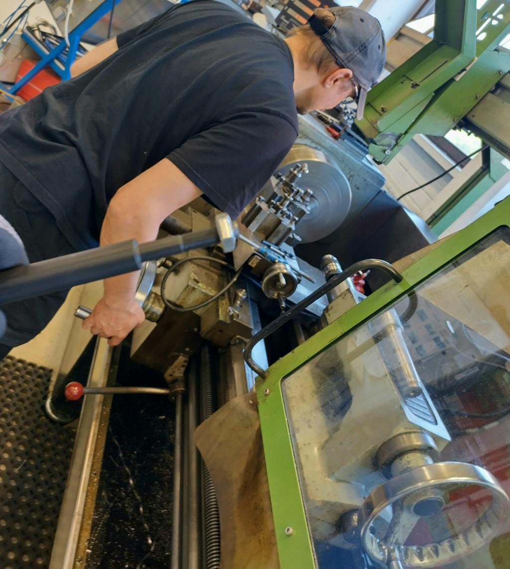 '66-72 B-Body, '70-74 E-Body, '67+ A-Body Torque Strap – Schumacher ...