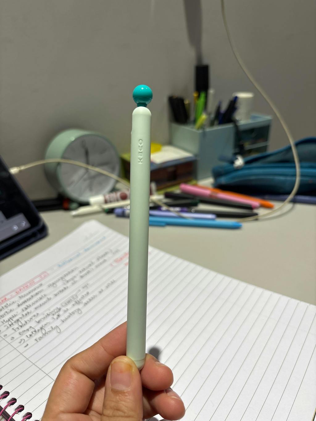 The Art of Handwriting: How to Choose the Perfect Pen – SCOOBOO