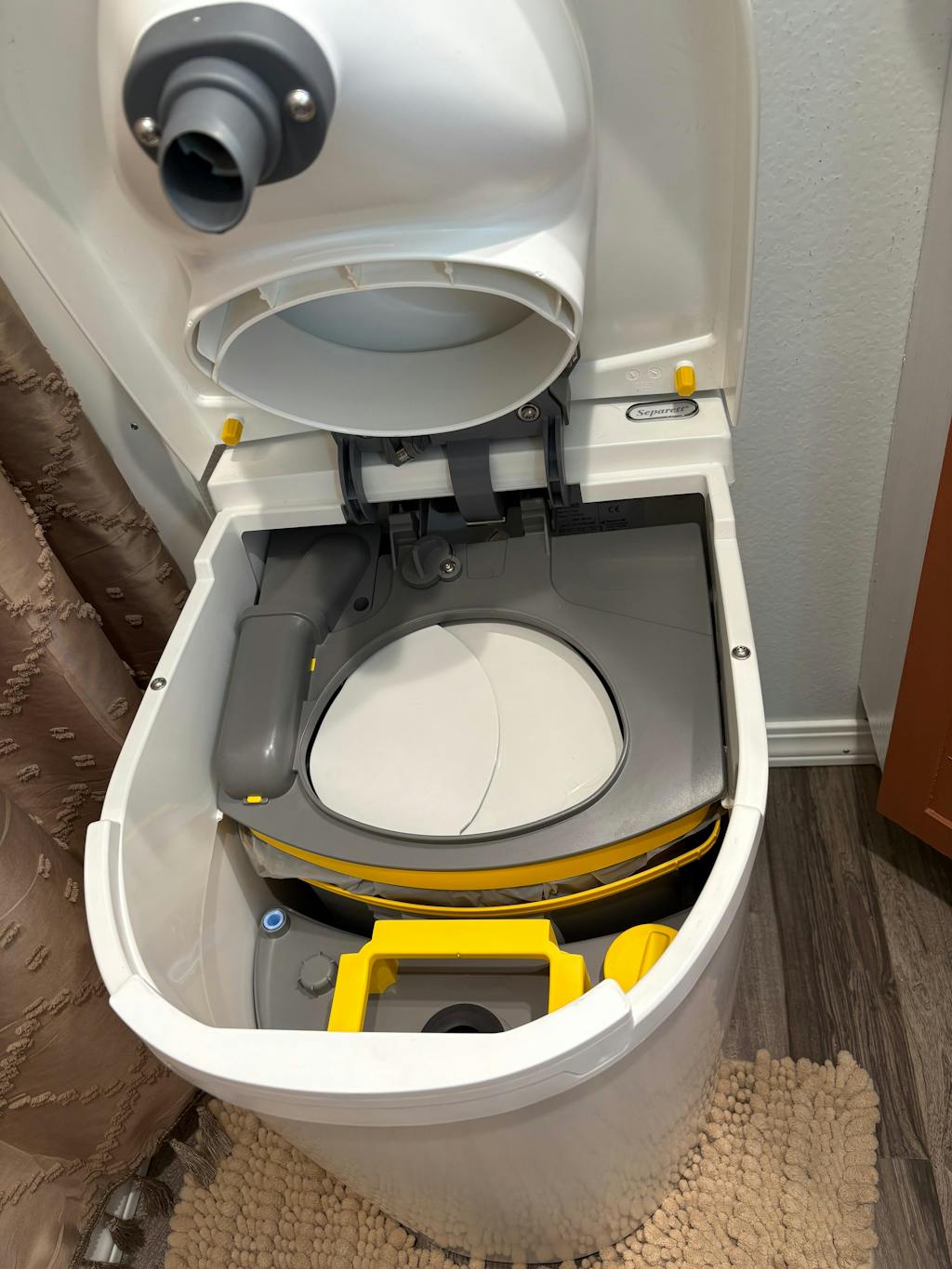 Waterless Toilet with Urine Container – Compact & Hygienic