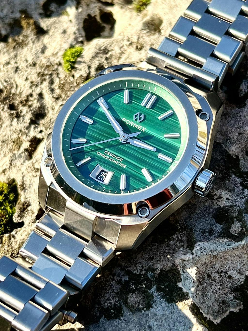 Formex Essence ThirtyNine Chronometer Malachite Steel - SeriousWatches.com