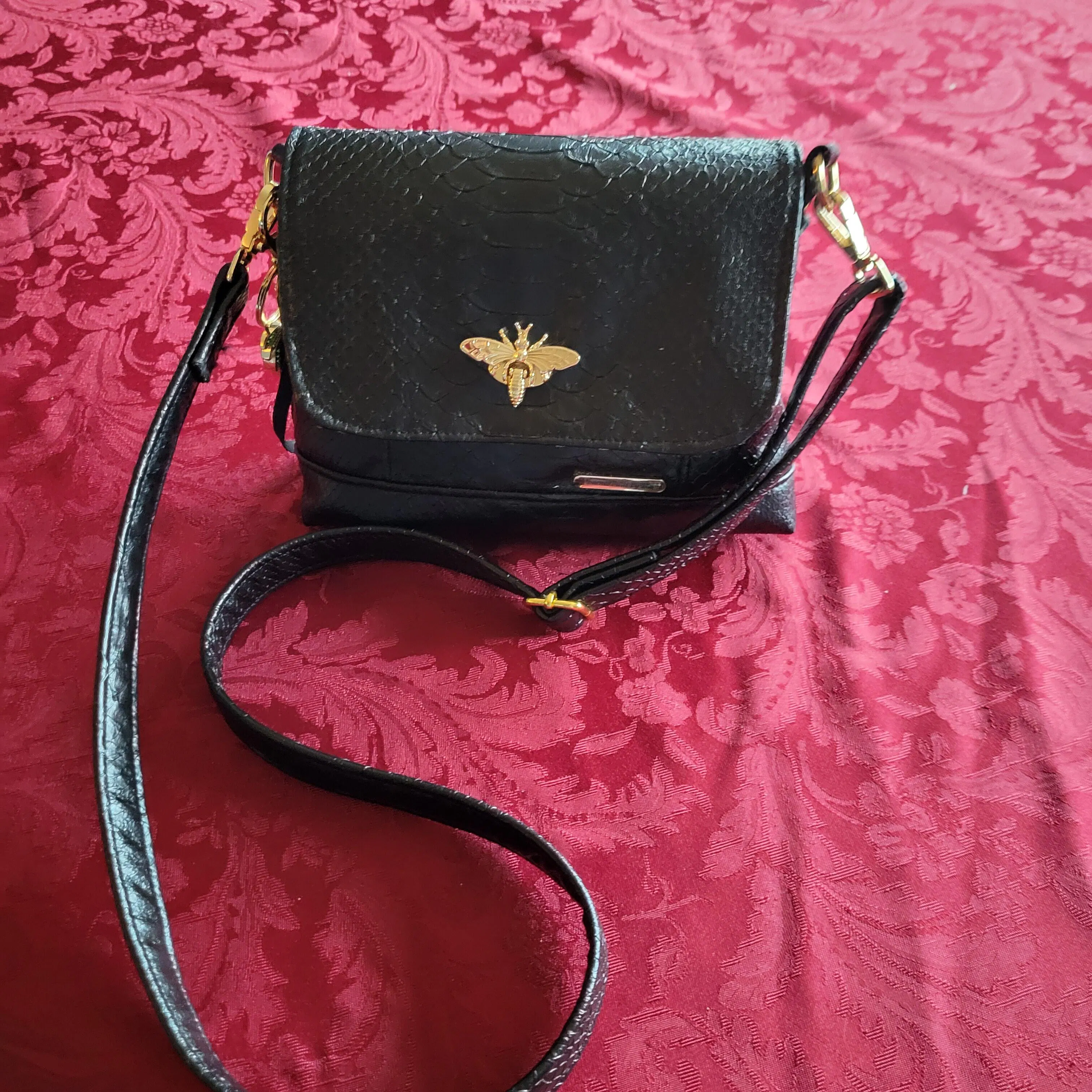 Iris Mini Crossbody Bag (FREE) – Sew Modern Bags