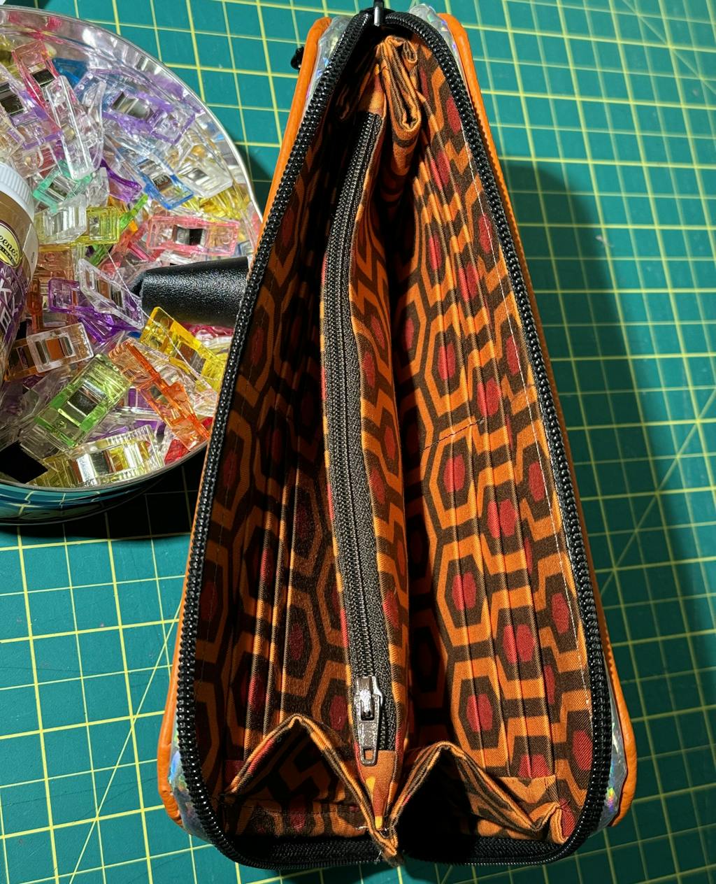 Classic Zip Around Wallet – Sew Modern Bags