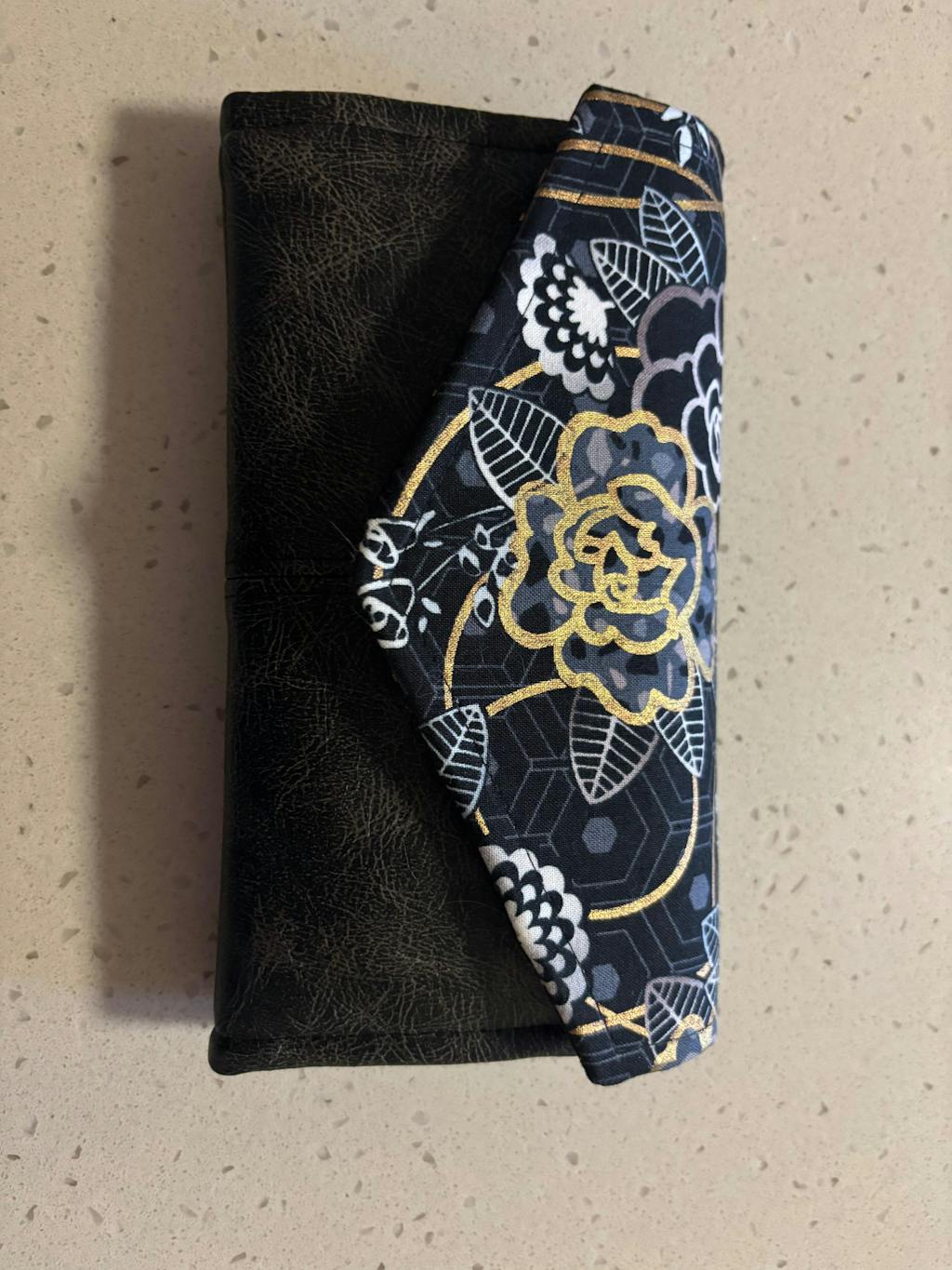 Gemini Wallet (with videos) – Sew Modern Bags