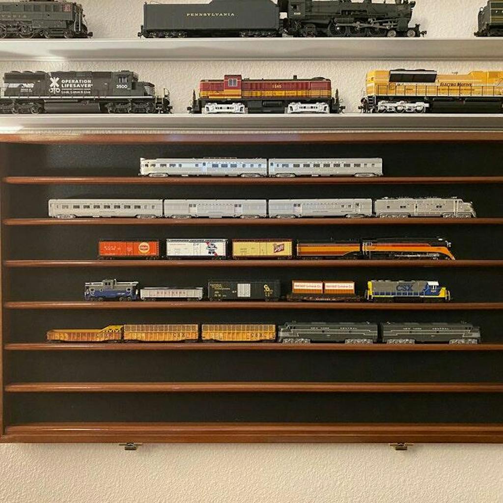 N Scale Train Display Case Cabinet