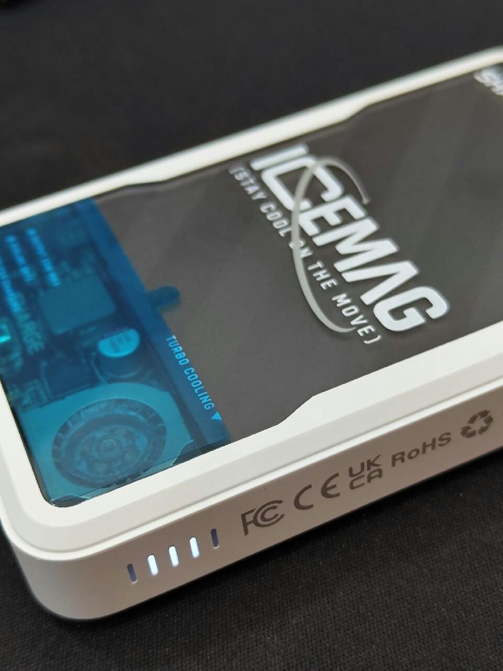 SHARGE ICEMAG Magnetic Battery Pack Active Cooling Wireless Power Bank