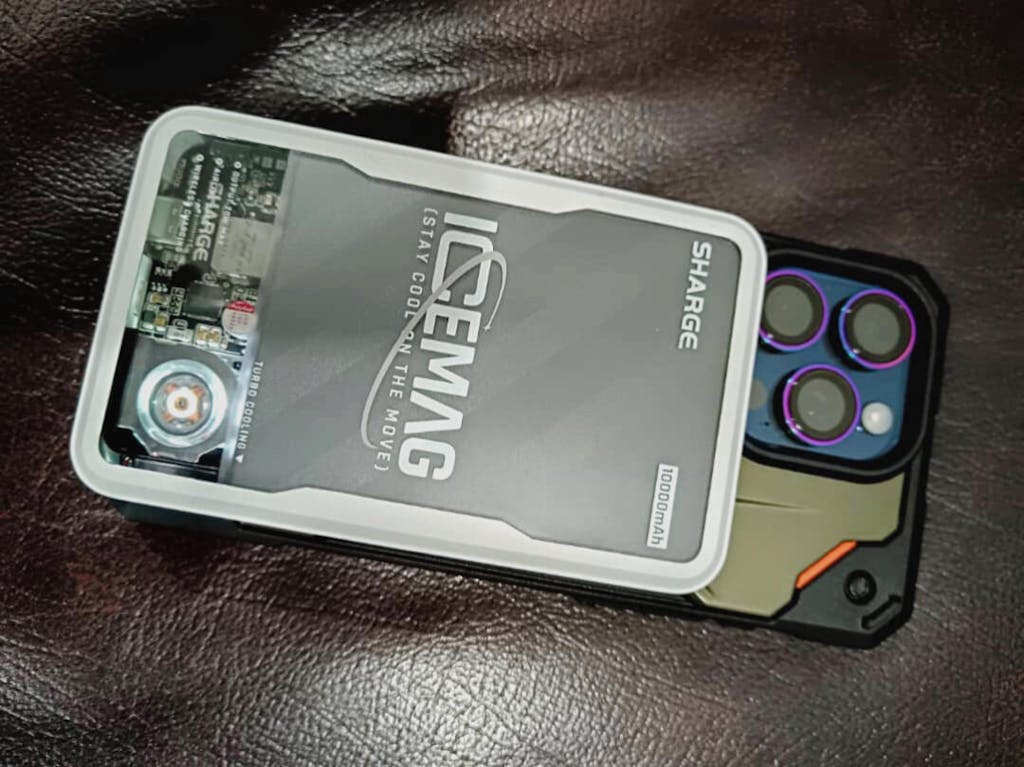 SHARGE ICEMAG Magnetic Battery Pack Active Cooling Wireless Power Bank