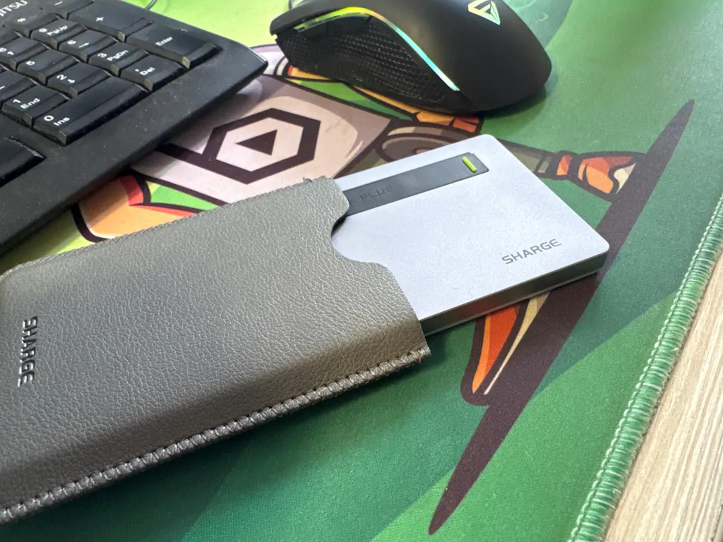 SHARGE Disk Plus World’s thinnest 0.24” Data + charging (PD 100W ...