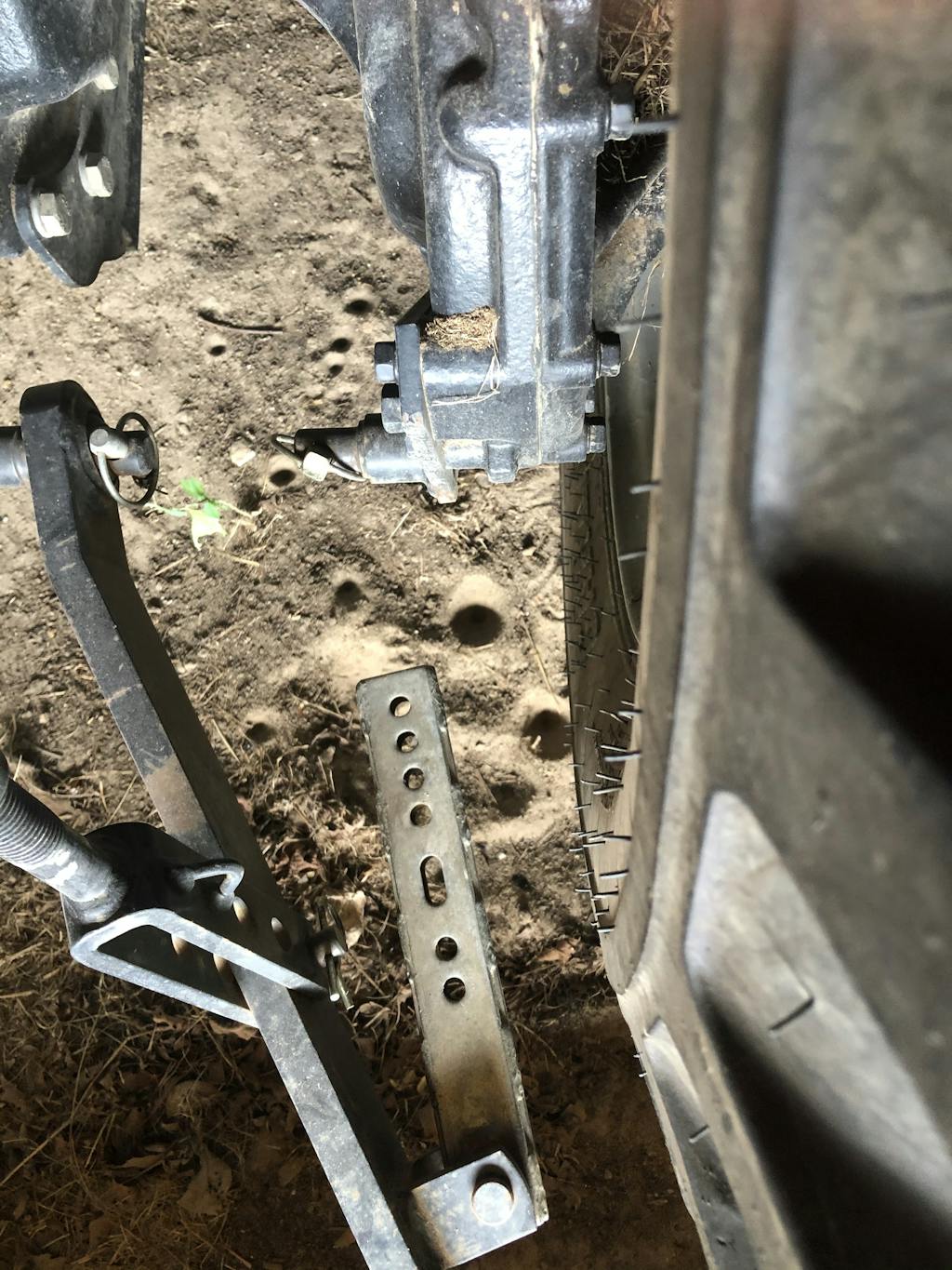 Mahindra OEM 19573020002 STABILIZER Assy — Sherwood Tractor