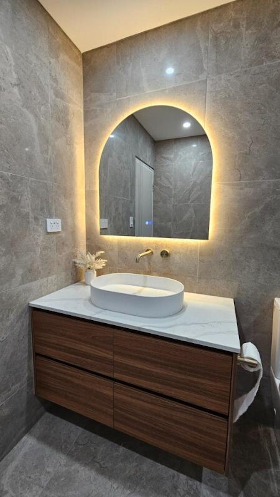 Mirrors Online | Australia | SHINE MIRRORS | Ph: 1300 797 708 — SHINE ...