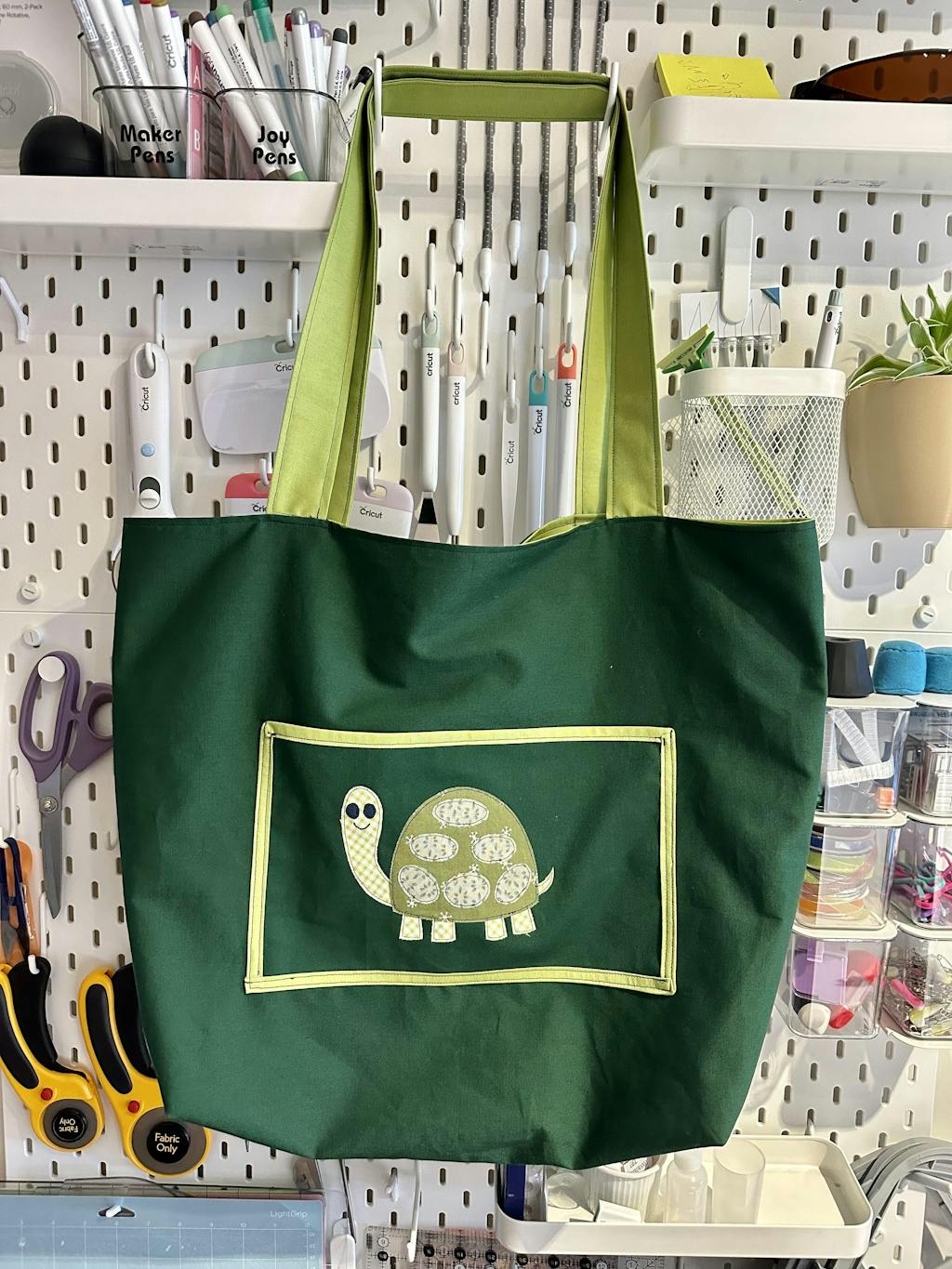 Taylor Turtle Applique Pattern – Shiny Happy World