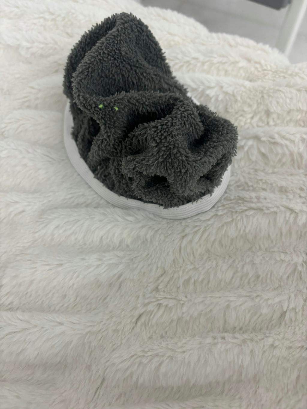 Shiny Bath™ Drying Towel – Shiny Wipes™