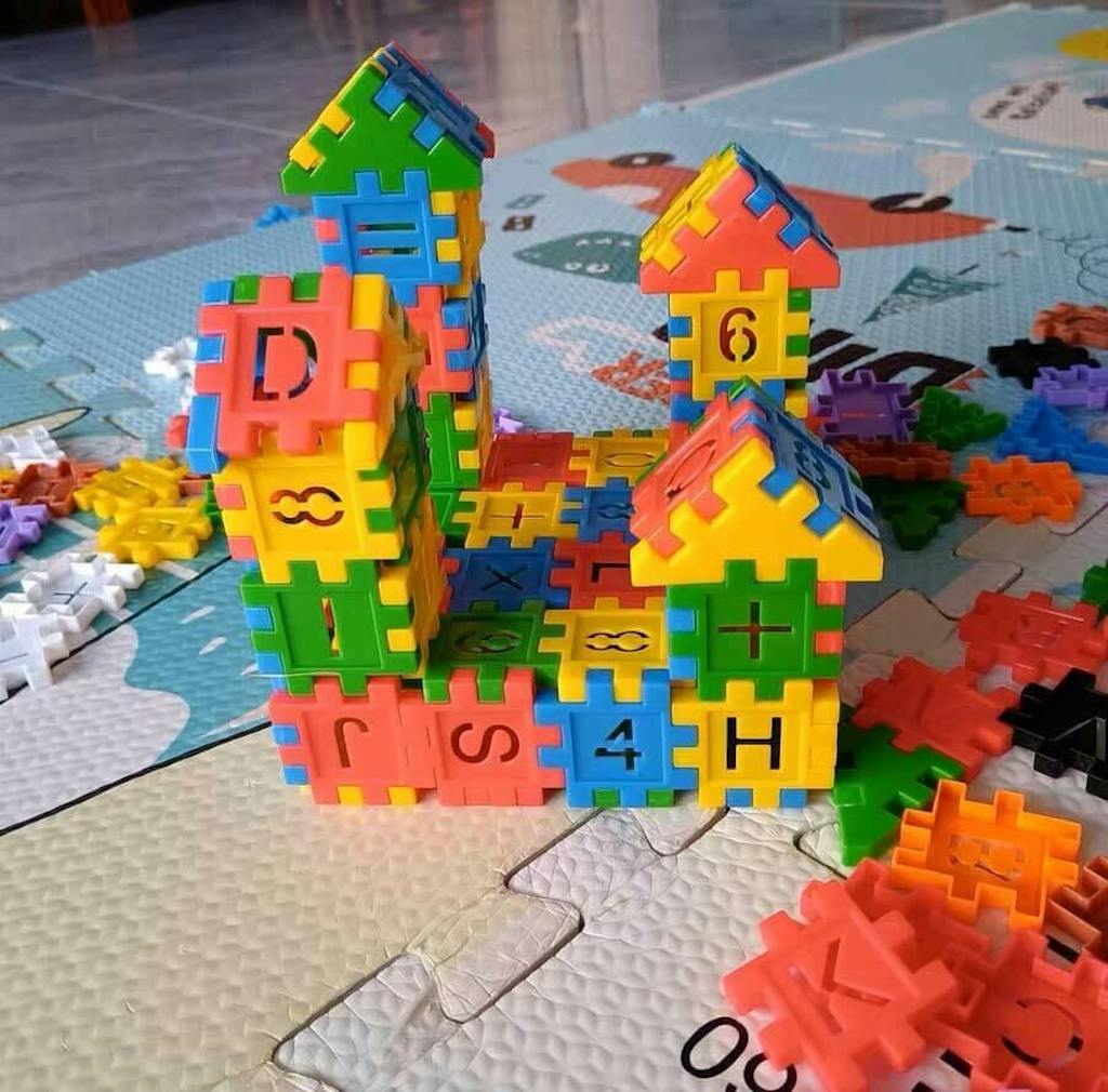 Waffle Interlocking Building Blocks with Storage Container for Kids ...