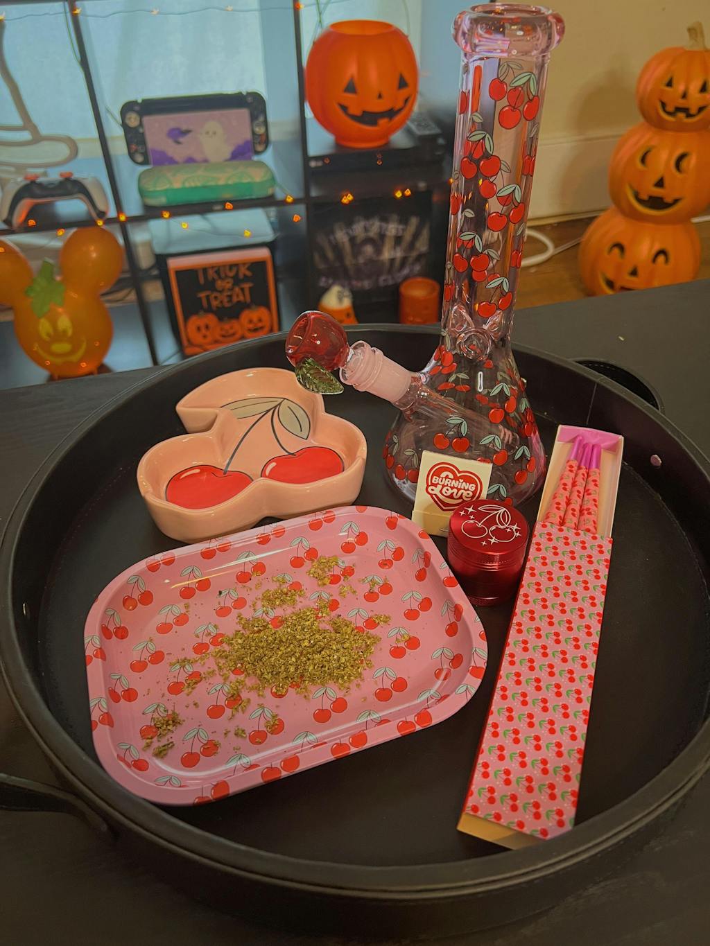 Cherry Beaker Bong – Shop Burning Love