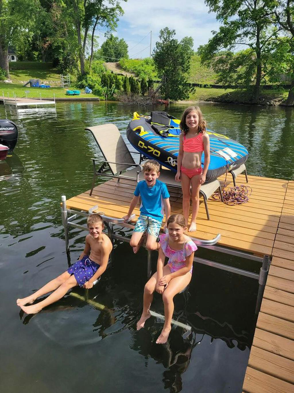 Pool Stools for Safer, Easier Water Entry | LakeEze