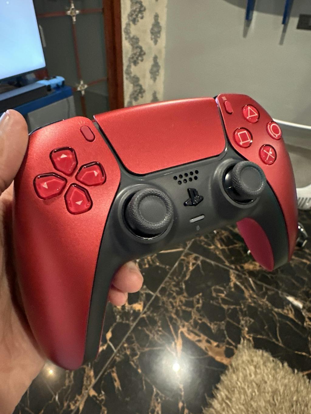 DualSense Wireless Controller Metallic Red | PlayStation 5
