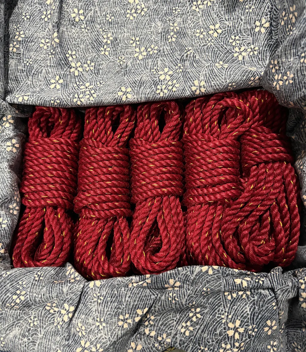 Black Rose Jute Rope | Premium Shibari Rope by Shoshinsha
