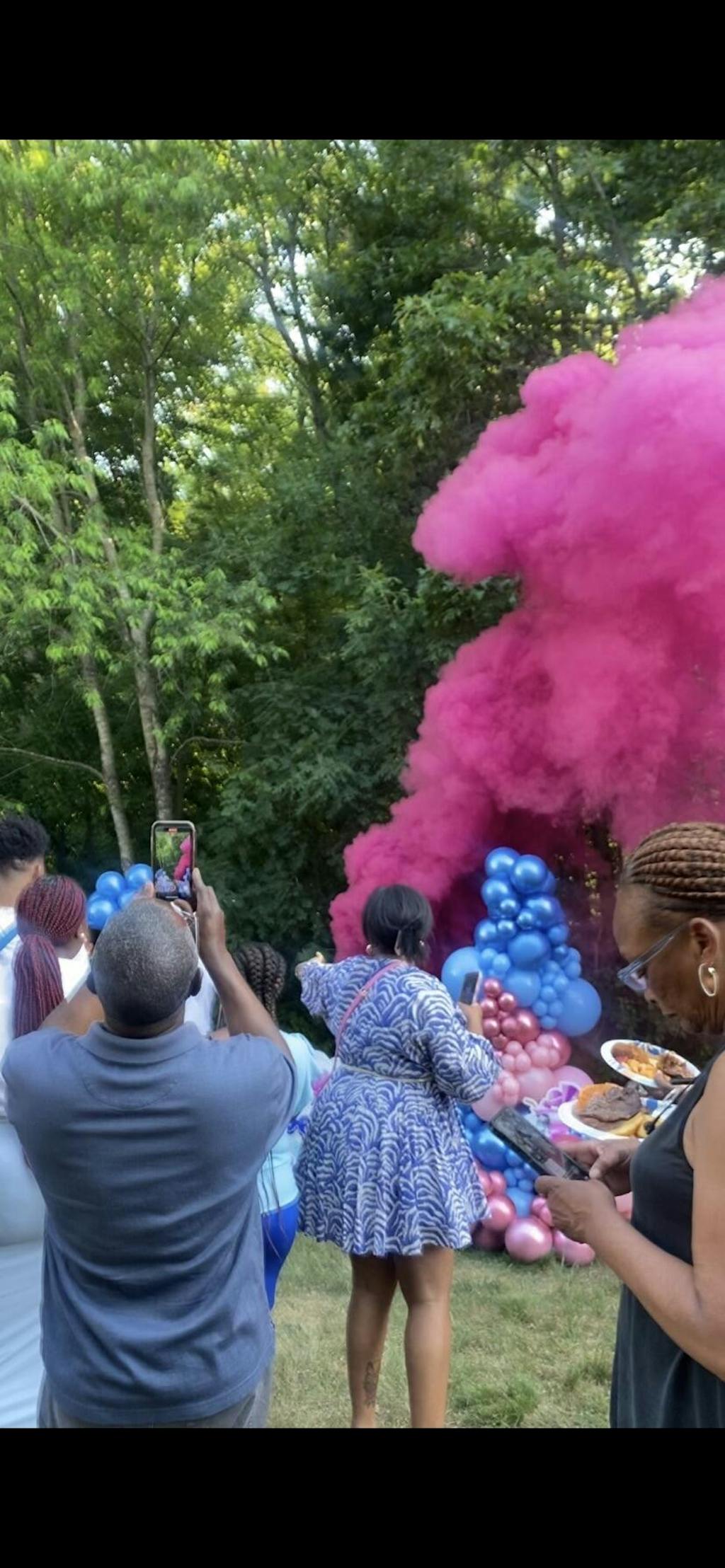 Best Gender Reveal Smoke Bombs - Most Popular Smoke Bombs