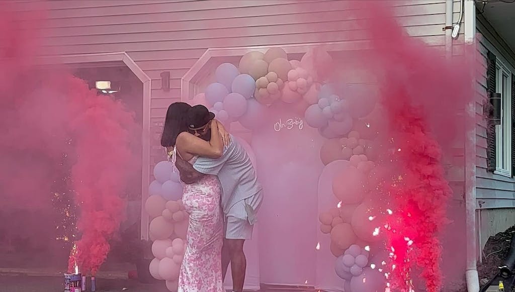 Best Gender Reveal Smoke Bombs - Huge Clouds of Smoke - Pink and Blue ...
