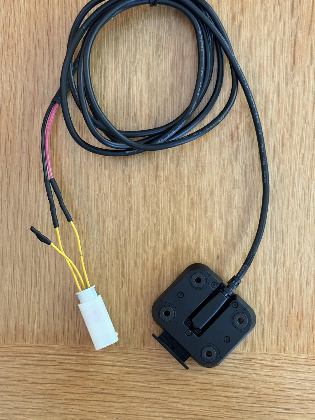 BMW Motorcycles CAN-BUS GPS/Gadget Power Pigtail – Sierra BMW Motorcycle