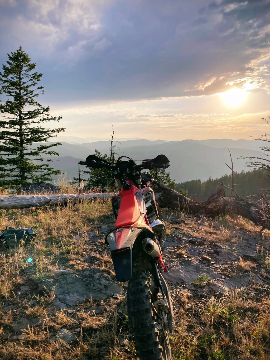 Beta Apparel & Accessories – Sierra Motorcycle Supply