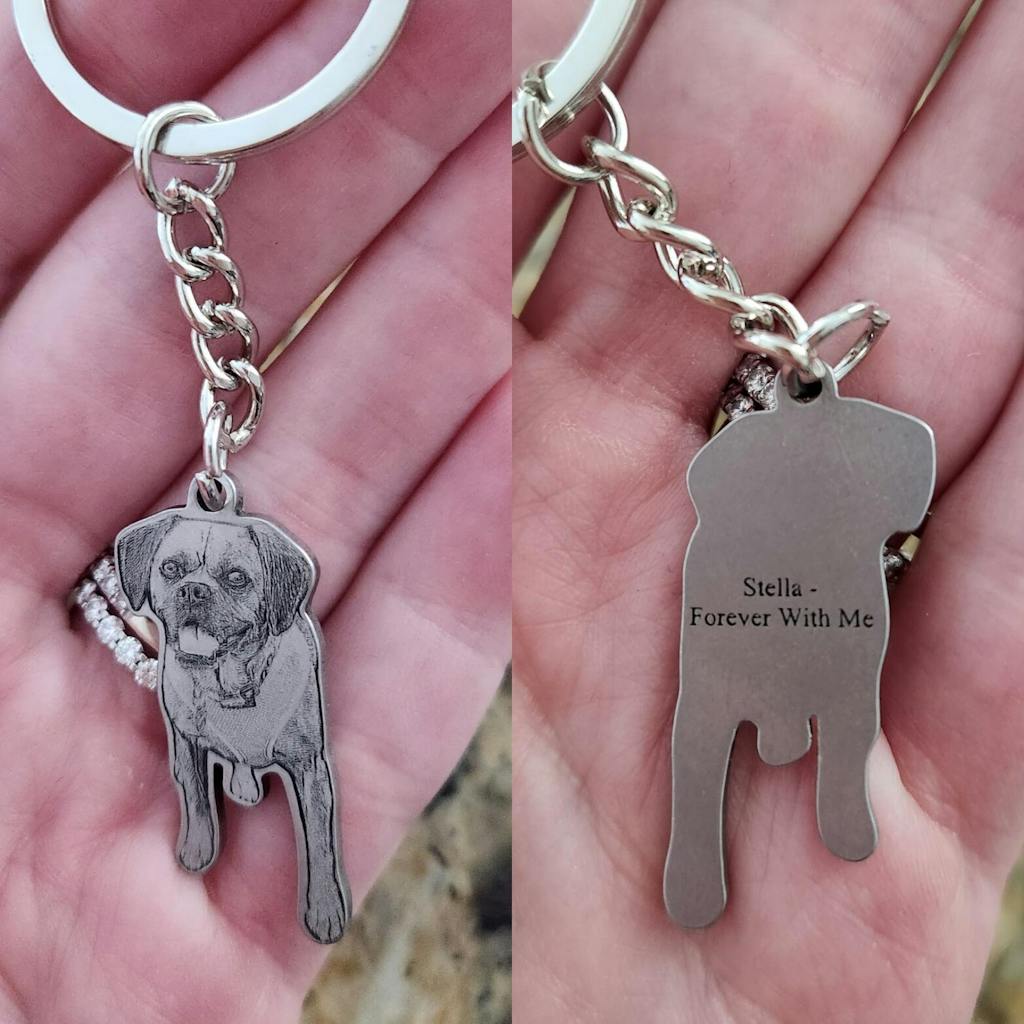 Silvercut® Life-Like Dog Keychain With Custom Engraved Photo