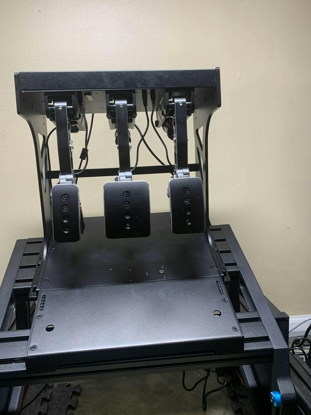 Simagic P1000 Pedal Set – Sim Motion