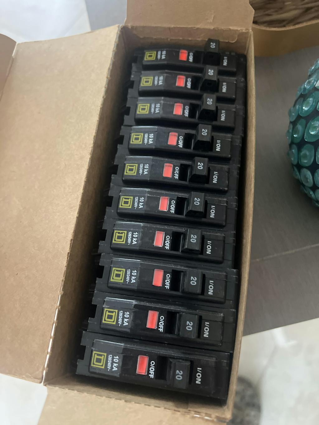 QO120 - Square D - 20 Amp Circuit Breaker – SimplyBreakers.com