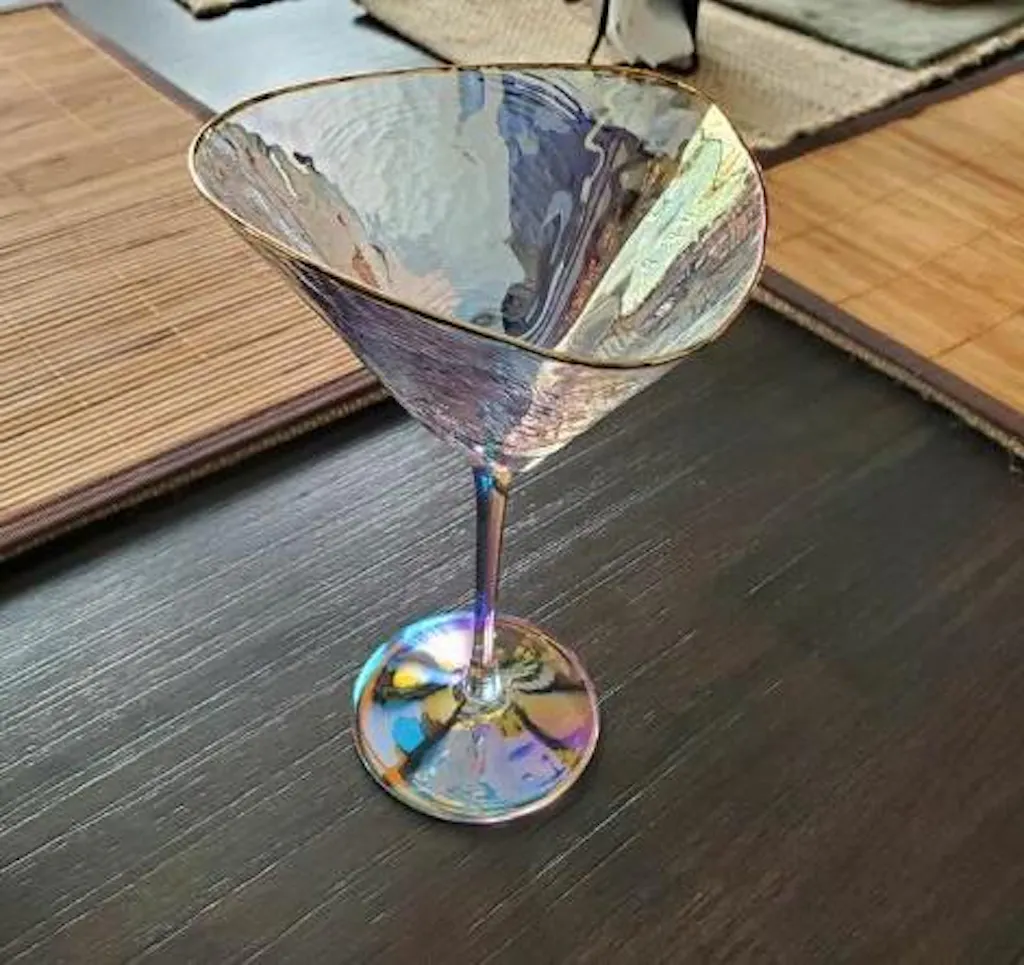 10 Coupe Glass Cocktails - Sister.ly Drinkware