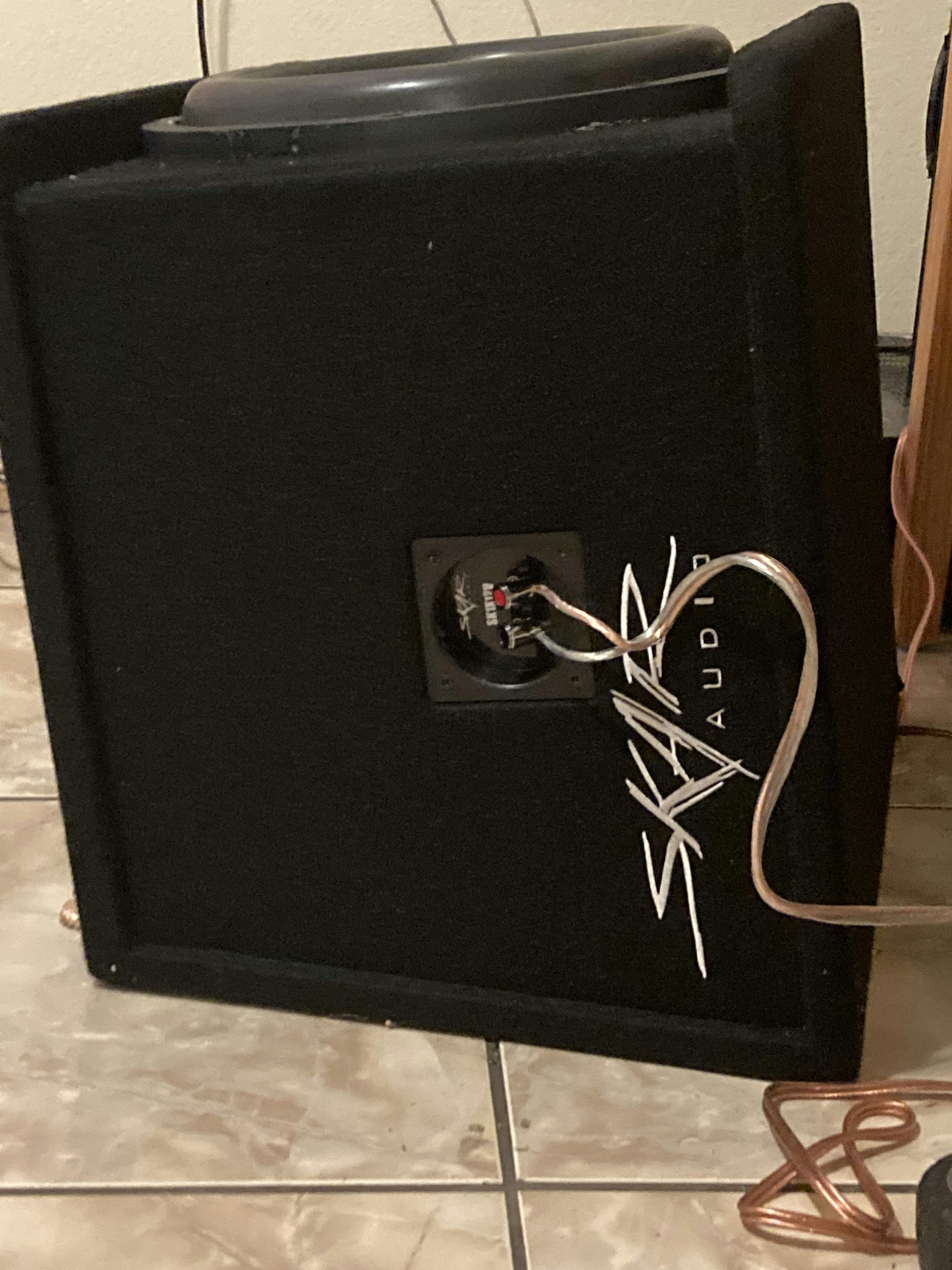 Skar Audio - SK1X12V | Single 12" Ported Universal Fit Subwoofer Box