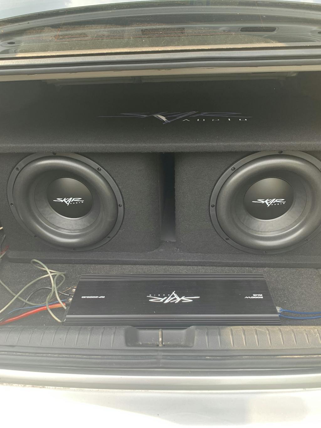 Skar Audio - SDR-2X12D4 | Dual 12" Loaded Vented Subwoofer Enclosure