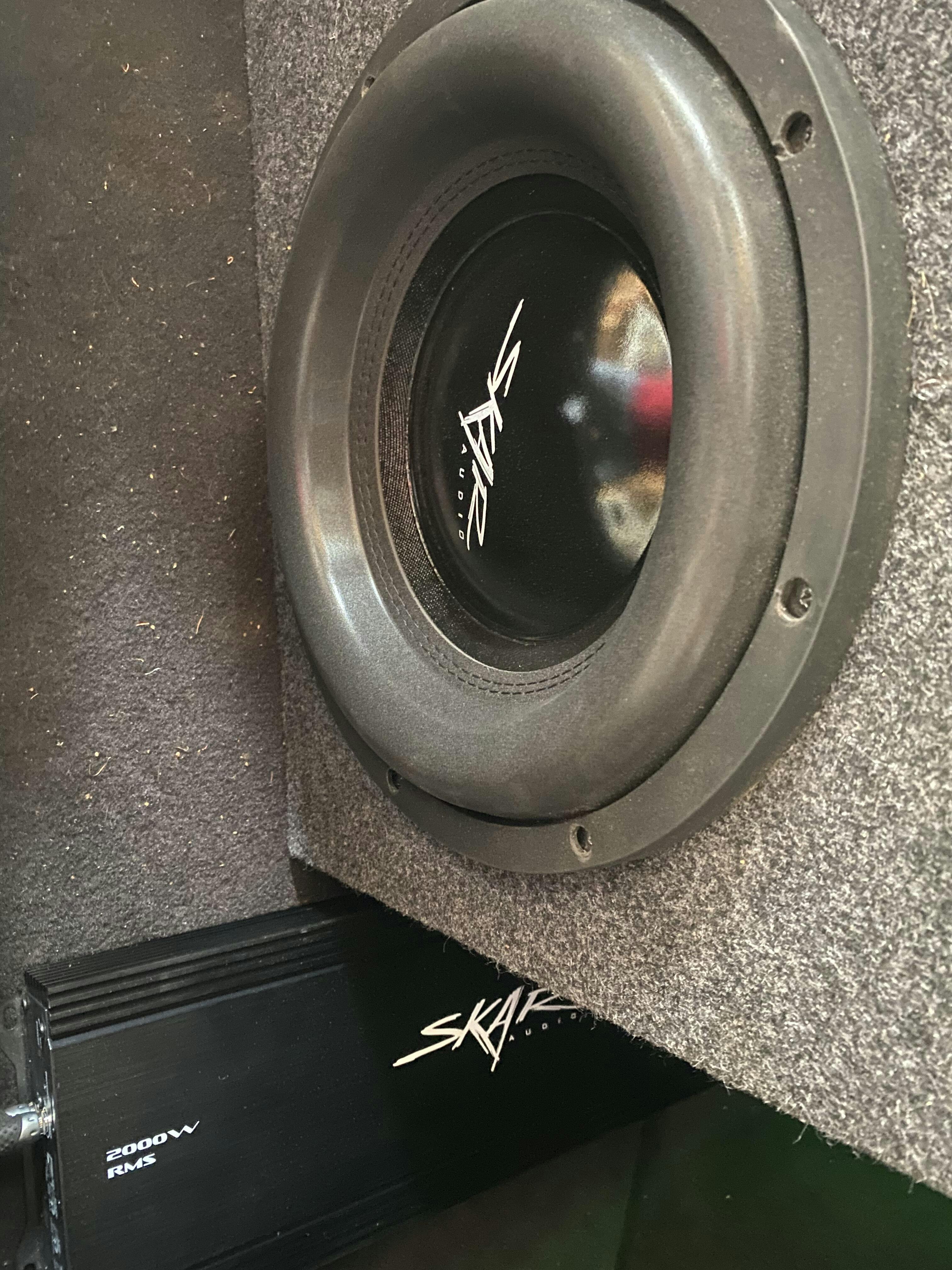 Skar Audio - Single 12" 2,500 Watt Loaded Subwoofer Box & Amplifier