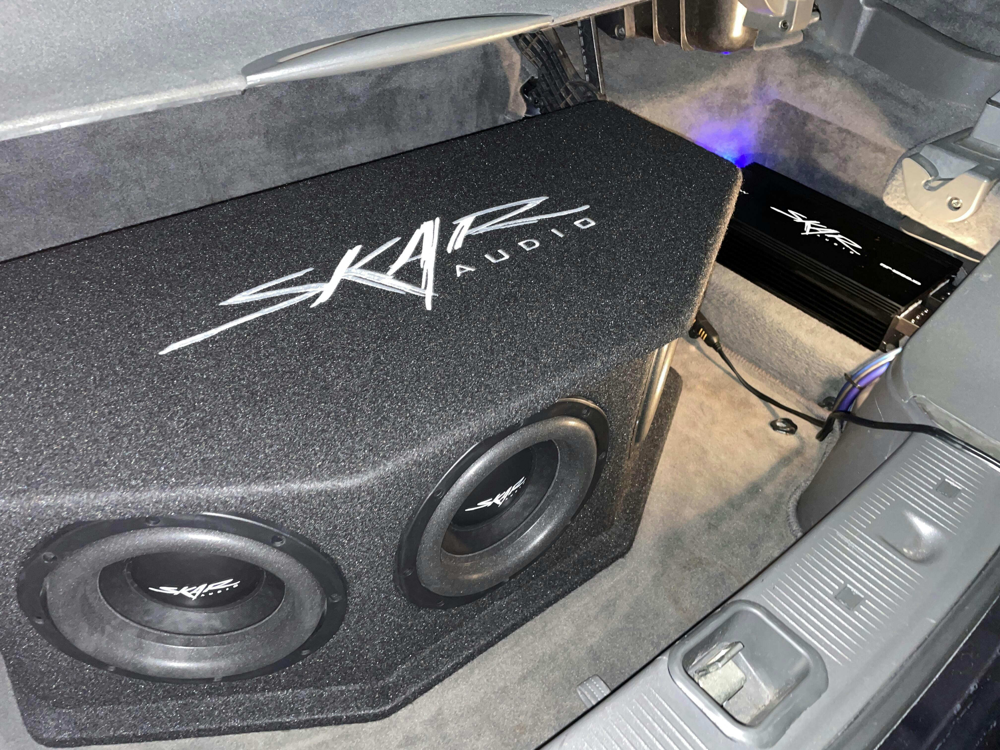 Skar Audio - Triple 8" 2100 Watt SDR Series Loaded Sub Box & Amplifier