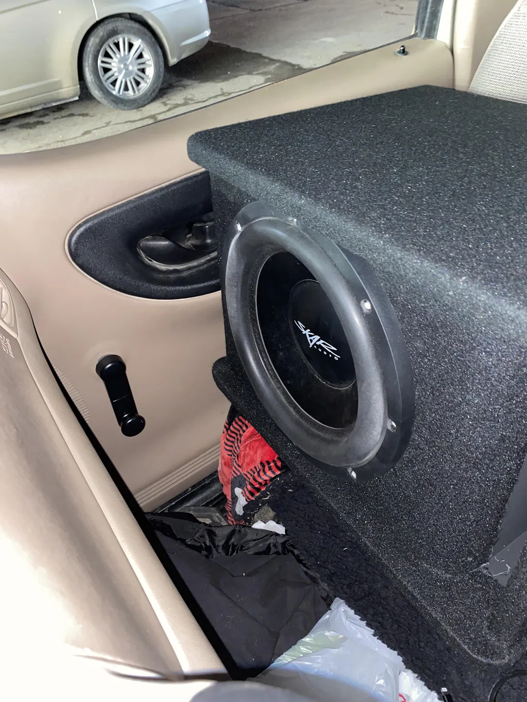 Skar Audio - SK1X12V | Single 12" Ported Universal Fit Subwoofer Box