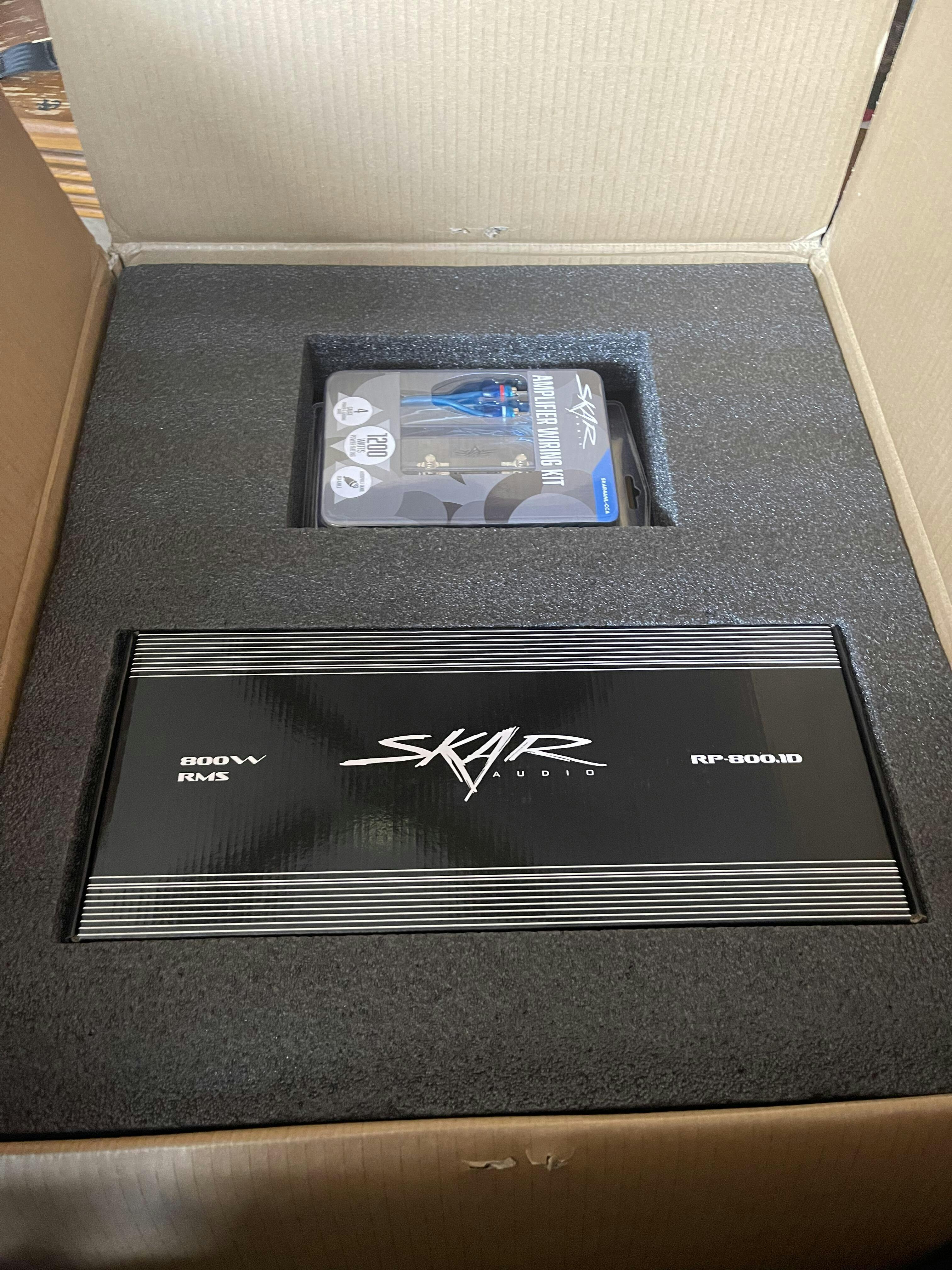 Skar Audio - Single 12" 1,200 Watt Loaded Subwoofer Box & Amplifier