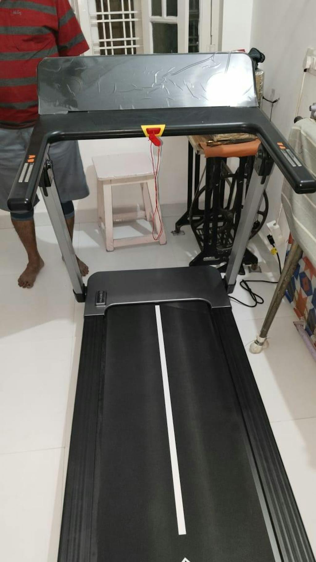 Sketra Smart Run Treadmill - Sketra
