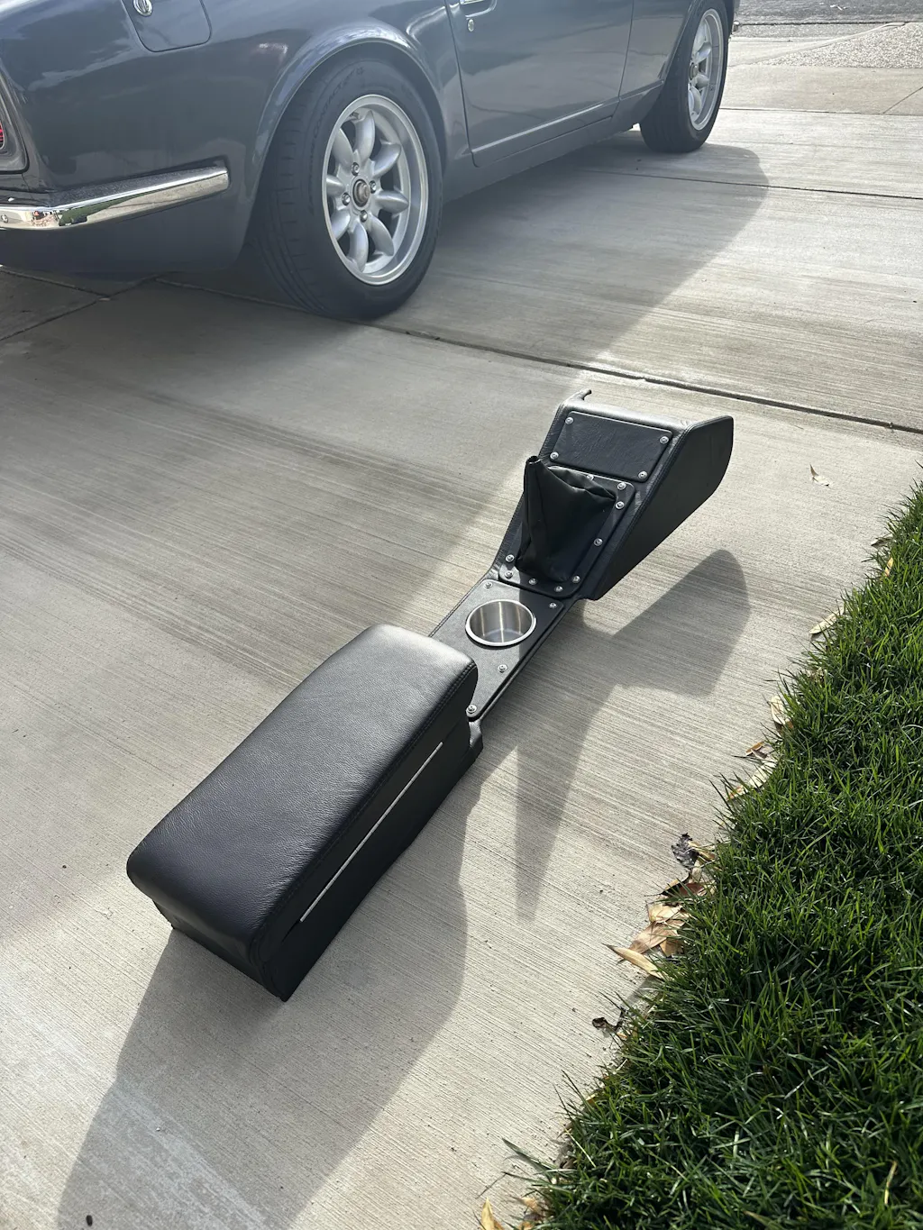 CENTER CONSOLE, ALUMINUM | DATSUN 240Z