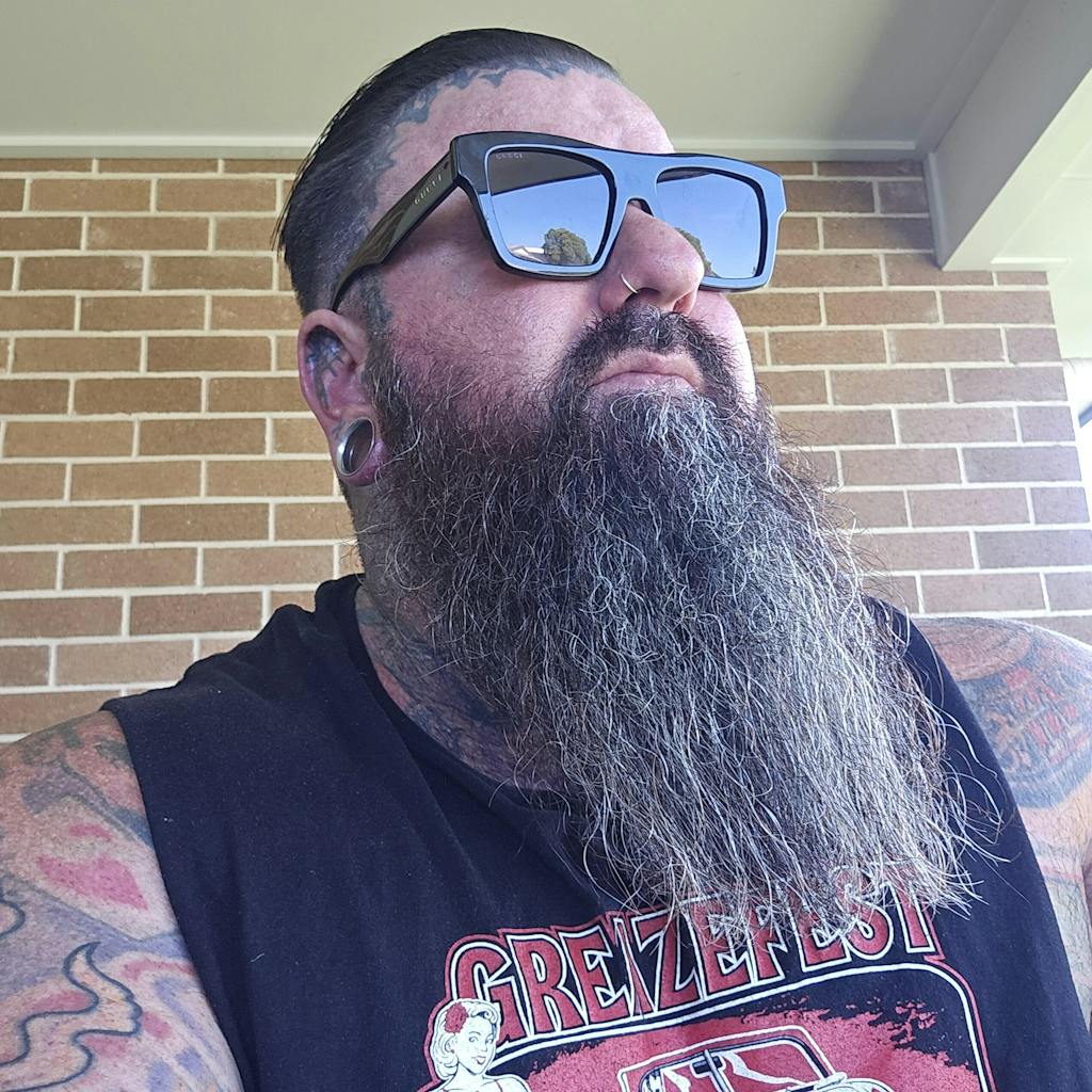 Beard/Hair Straightener - 2 in 1 (Wireless & Rechargeable) – SKOL BEARD CO