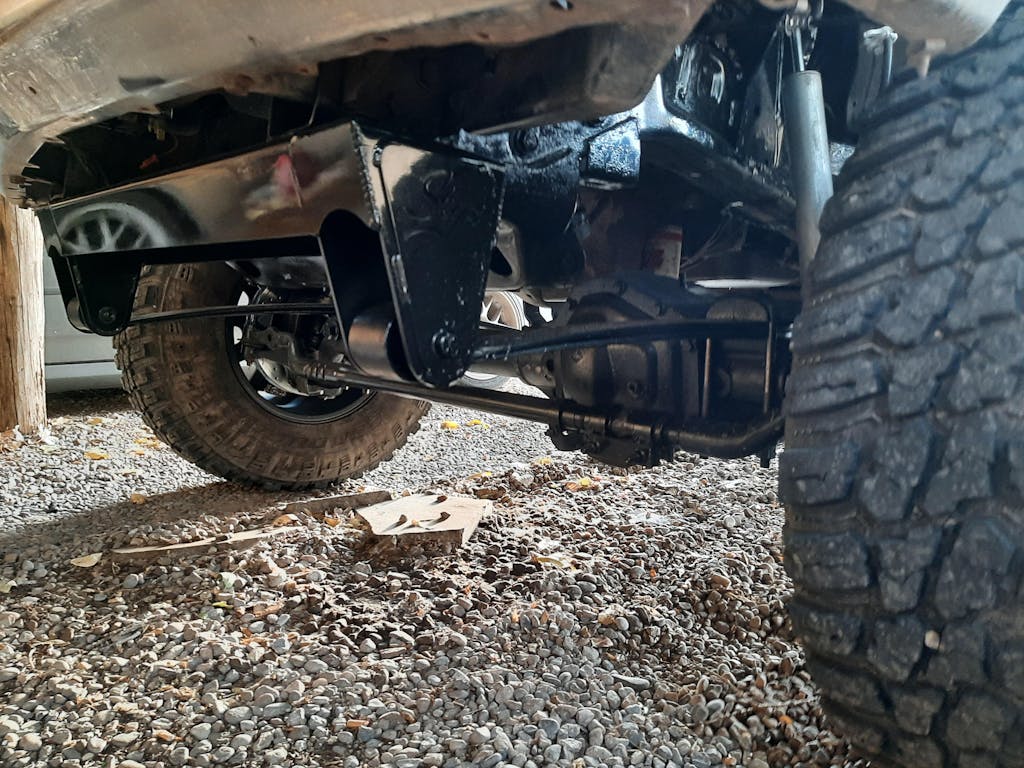 88-98 Chevy SAS kit for 99-04 Ford Super Duty Axles – Sky's Offroad Design