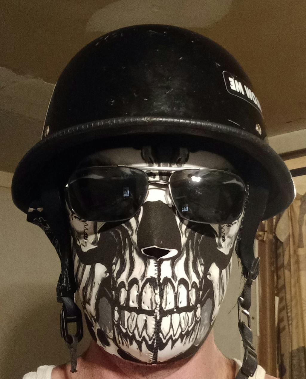 Hot Leathers Assassin Face Mask Neoprene Skull & Pistols – Slash2Gash