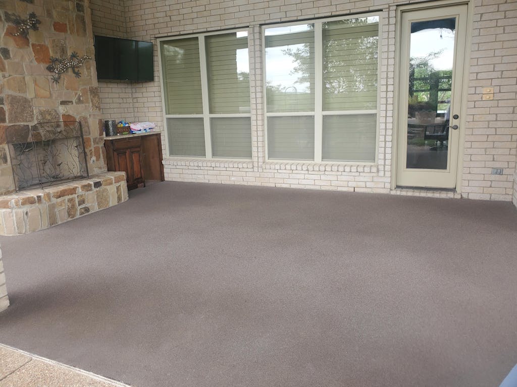 Pro Grip Non-Skid Spray-On Rubberized Coating