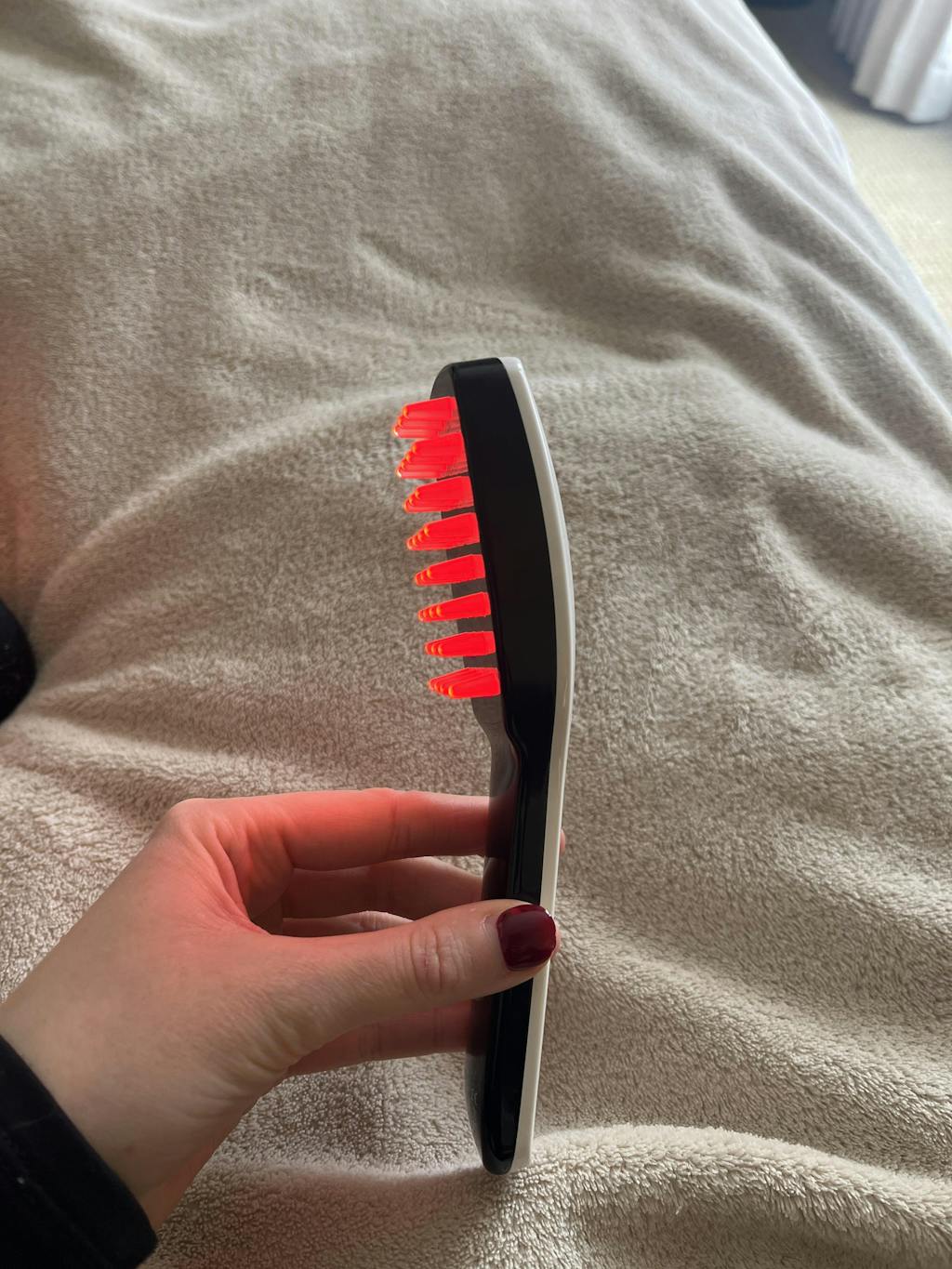 Intensive LED Hair Growth Stimulating Brush: Reduce Shedding, Boost Ha ...