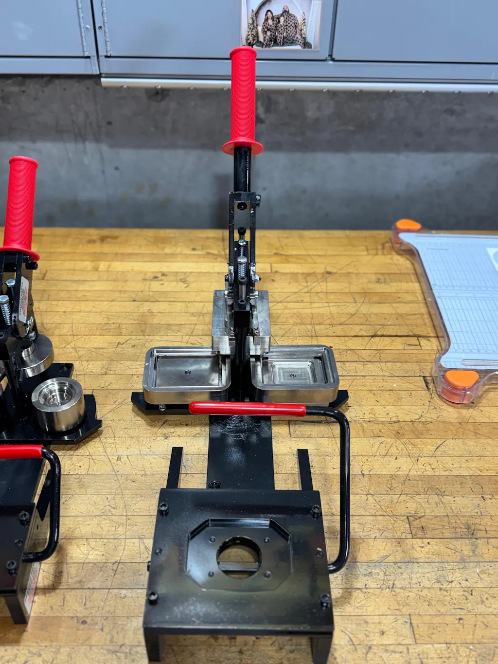 Tecre Button Machine + Graphic Punch – Snap Magnets